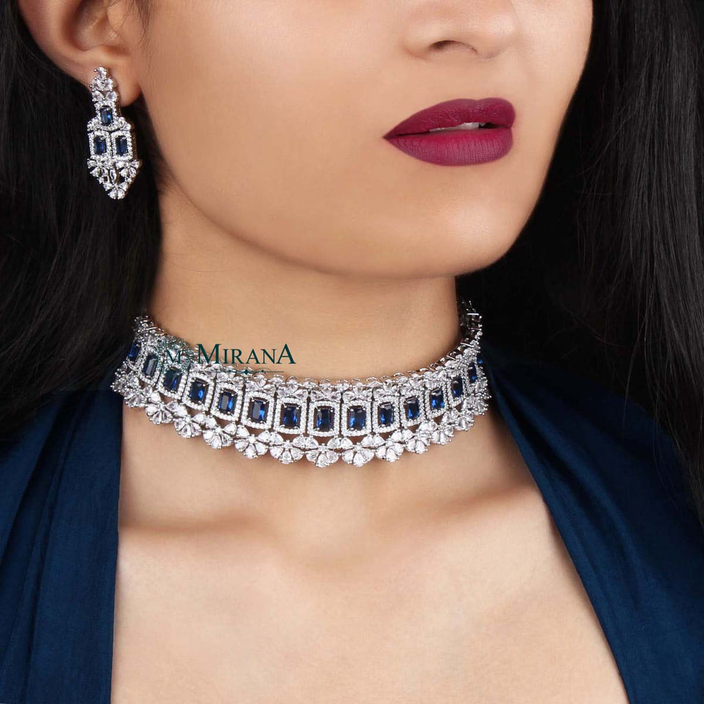 Beautiful Blue Colored Sleek Choker Set